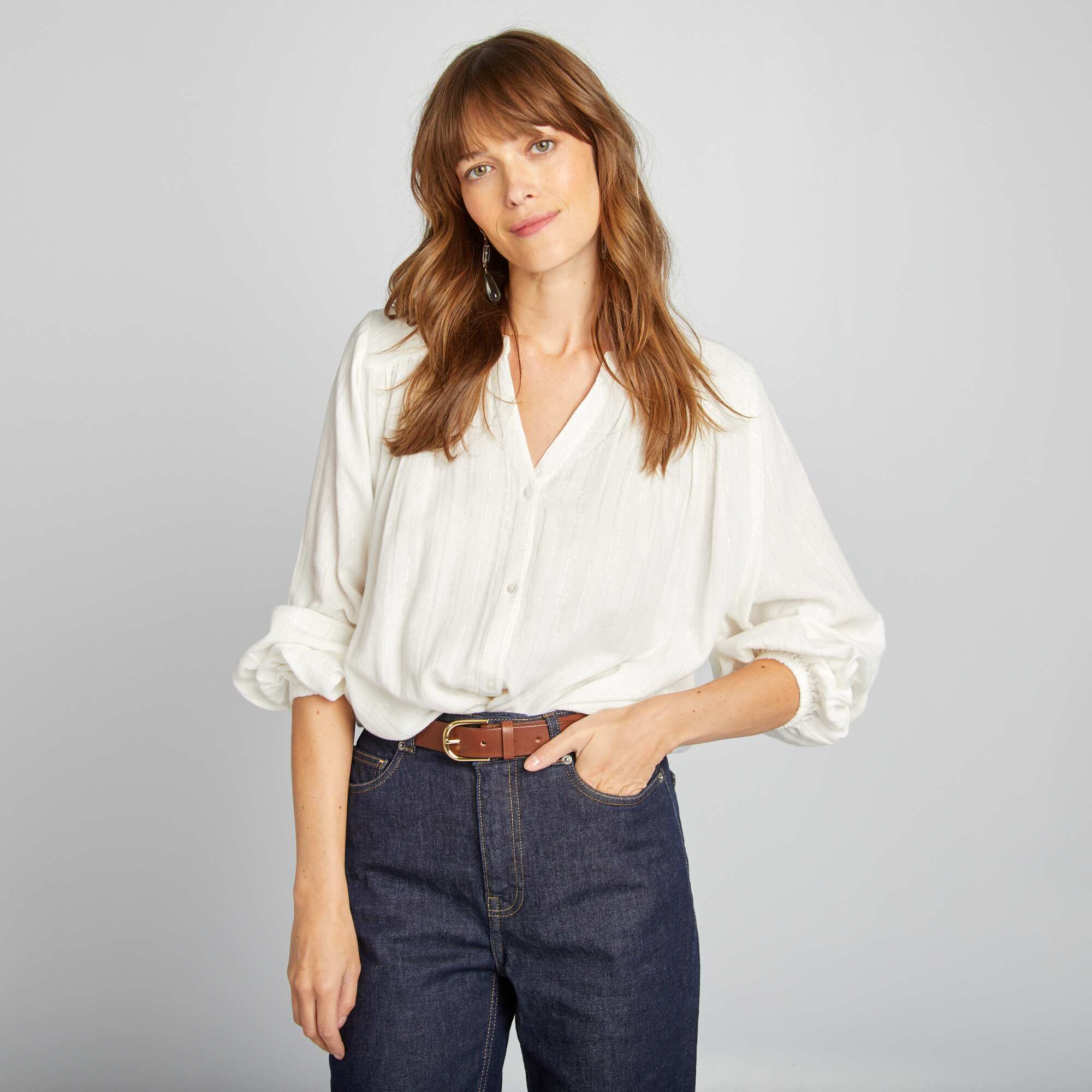 Flowing blouse with shiny metallic thread WHITE – Kiabi KSA